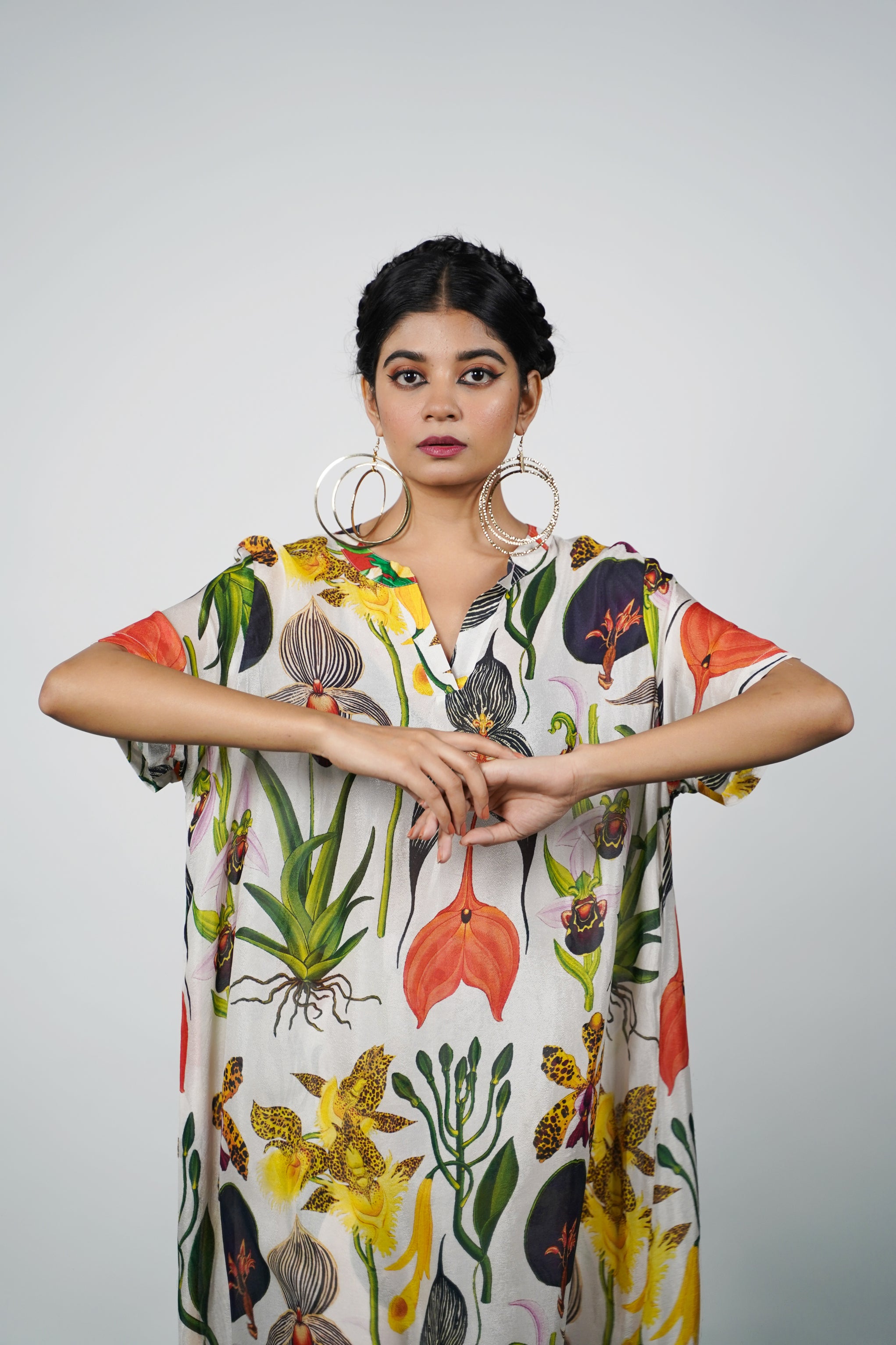 Shop the Designer Safedrav Kurta Pant Set by Ayush Kejriwal– ayushkejriwal